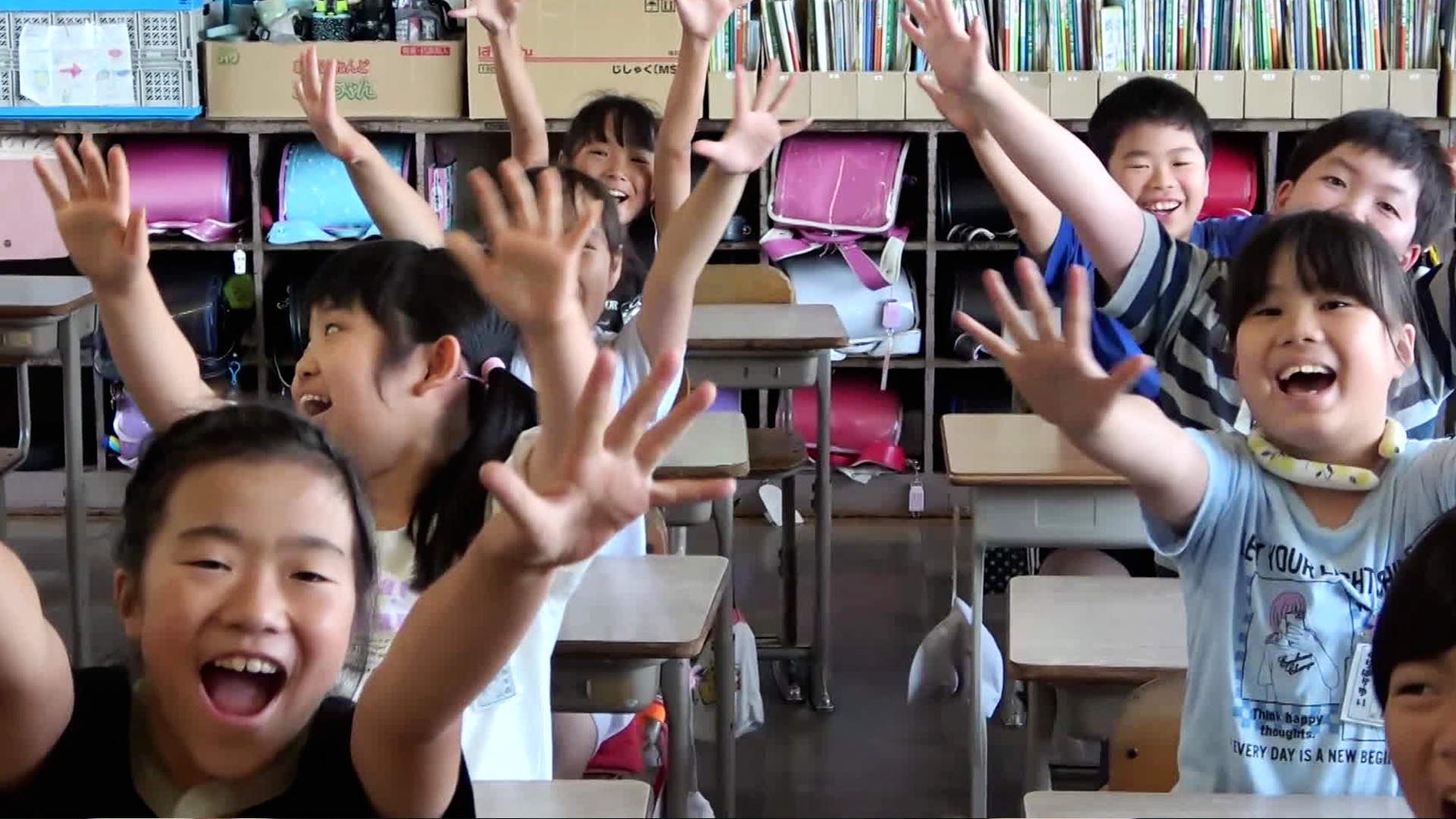 “과거 때문에 더 잘 지내야죠”…일본 어린이들의 ‘안녕하세요!’ | TVING