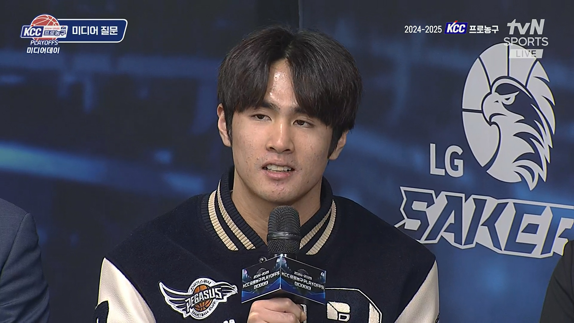 [24-25 KCC 프로농구 PO 미디어데이] 벨란겔이 생각하는 정성우와 허훈의 공수 대결은? | TVING