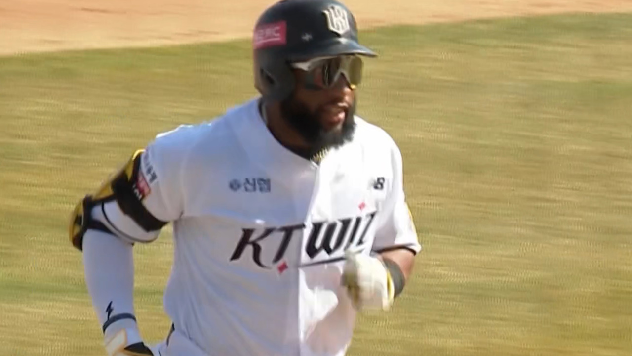 [KT] 2024/3/23 KBO 복귀를 알리는 로하스의 솔로포 | TVING