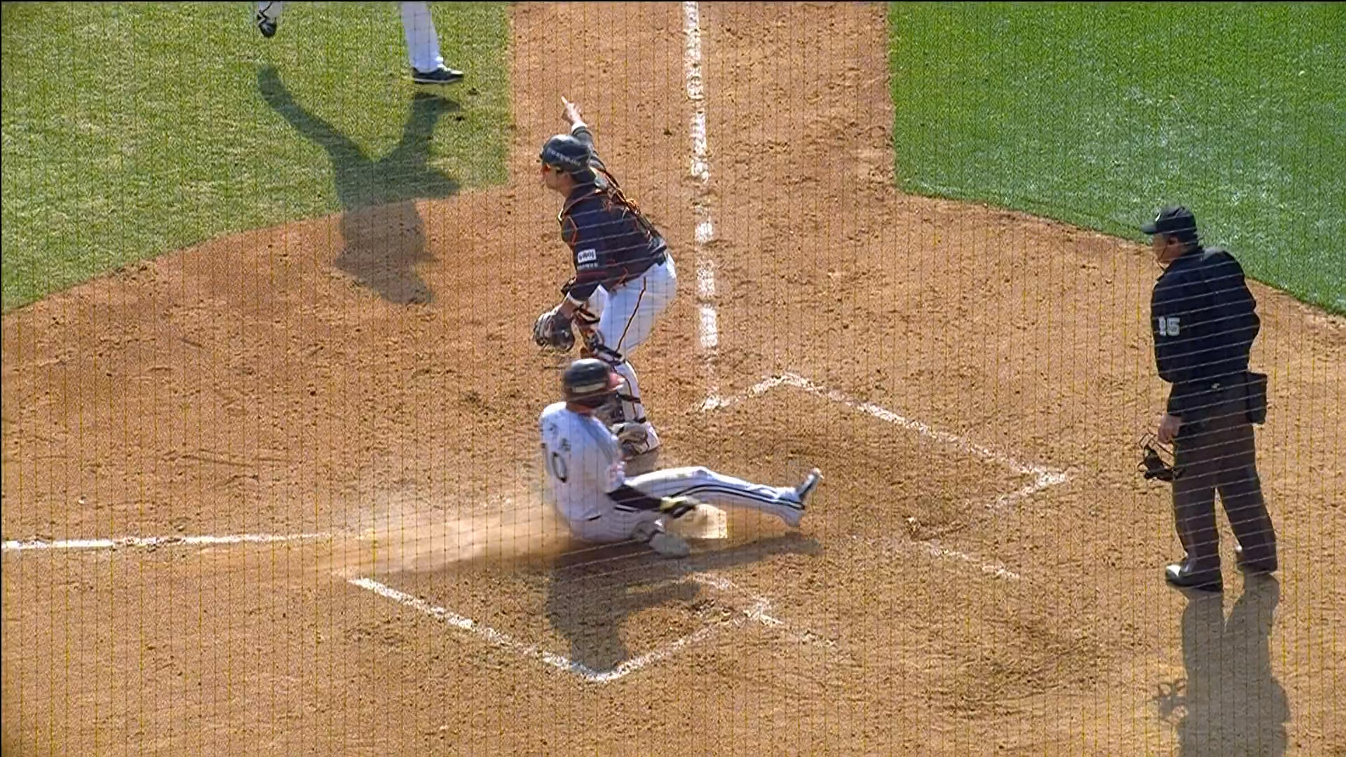 [LG] 2024/3/23 오지환의 센스있는 주루로 추가 득점 성공하는 LG | TVING