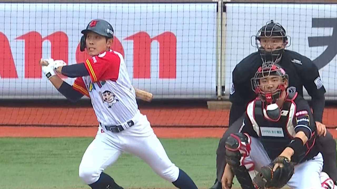 [롯데] 2024/4/21 (DH1) 벼락같은 선제 홈런을 터뜨린 황성빈 | TVING