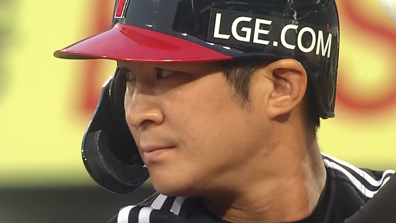 [LG] 2024/4/25 통산 1600안타를 시즌 1호 홈런으로 자축하는 오지환 | TVING