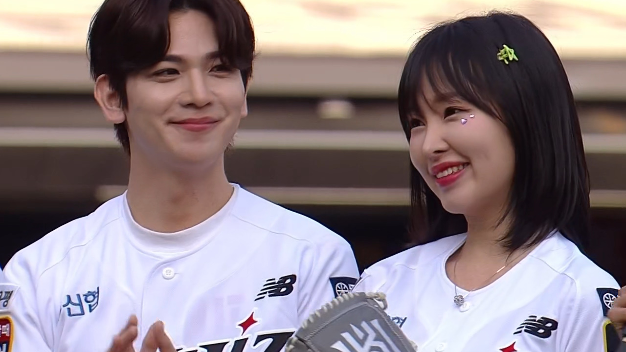 [KT] 2024/5/4 시구&시타 - 유튜브 크리에이터 '유라야 놀자' 유라&토니 | TVING