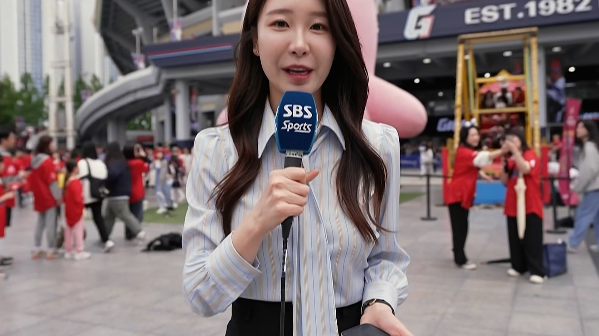 [롯데] 2024/5/11 이지현 아나운서의 경기 전 현장 리포팅 | TVING