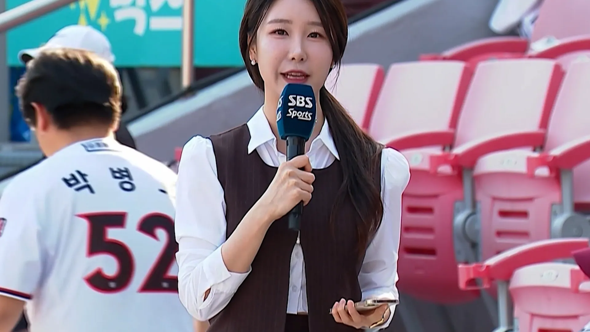 [KT] 2024/5/18 이지현 아나운서의 경기 전 현장 리포팅 | TVING