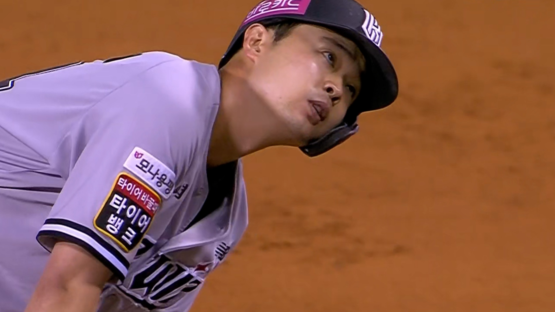 [KT] 2024/5/28 로하스의 과감한 주루와 문상철의 적시타로 점수 차 더 벌리는 KT | TVING