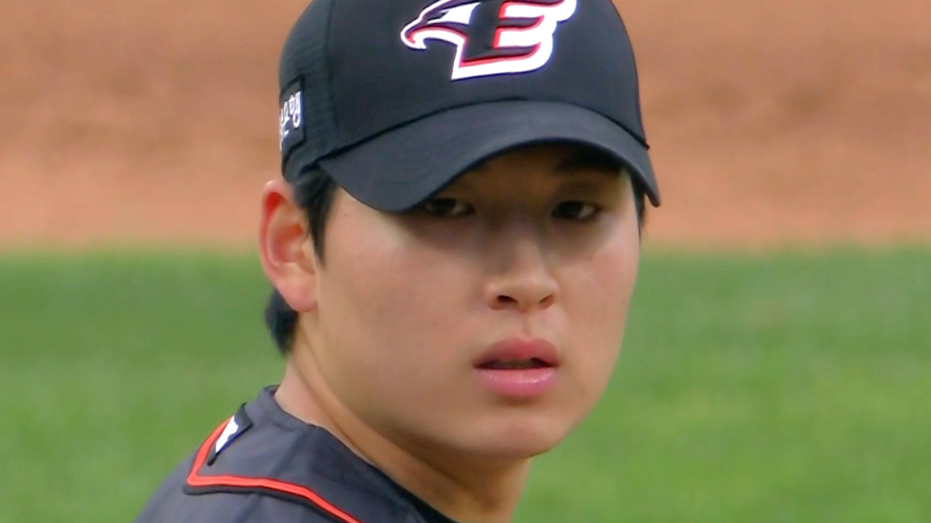 [한화] 2024/6/1 자초한 무사 1, 2루 위기를 KK+땅볼 유도로 수습하는 조동욱 | TVING