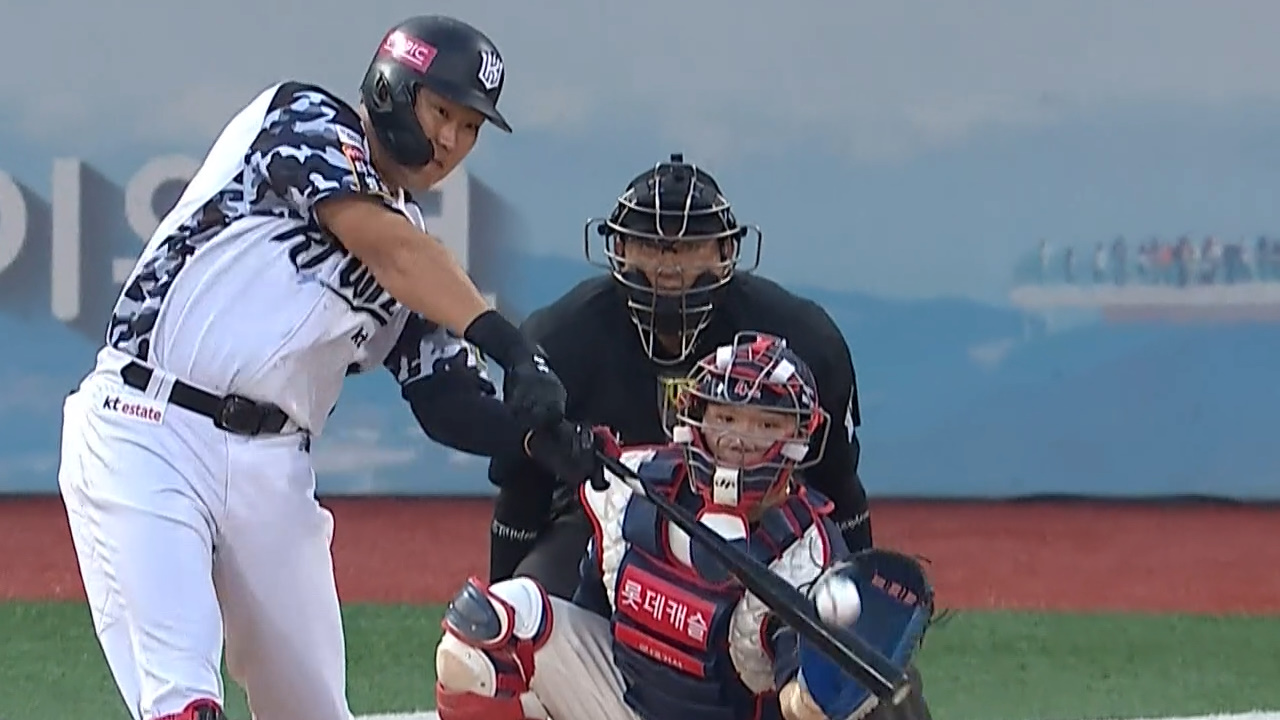 [KT] 6/18 중앙 펜스 상단을 맞추는 오재일의 적시타로 역전! | TVING