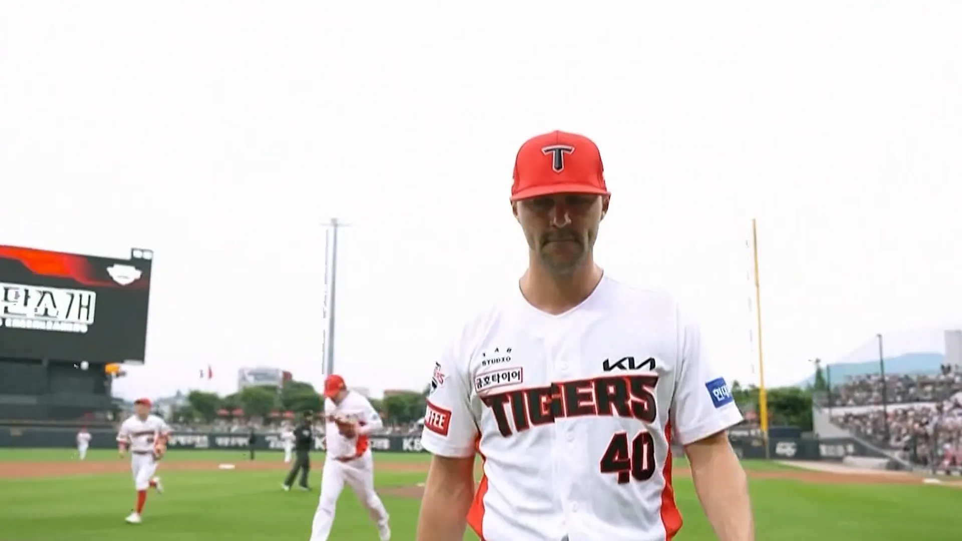 [KIA] 2024/6/19 '볼 끝이 지저분한 149km 구종' 1회 삼자범퇴 처리하는 네일 | TVING