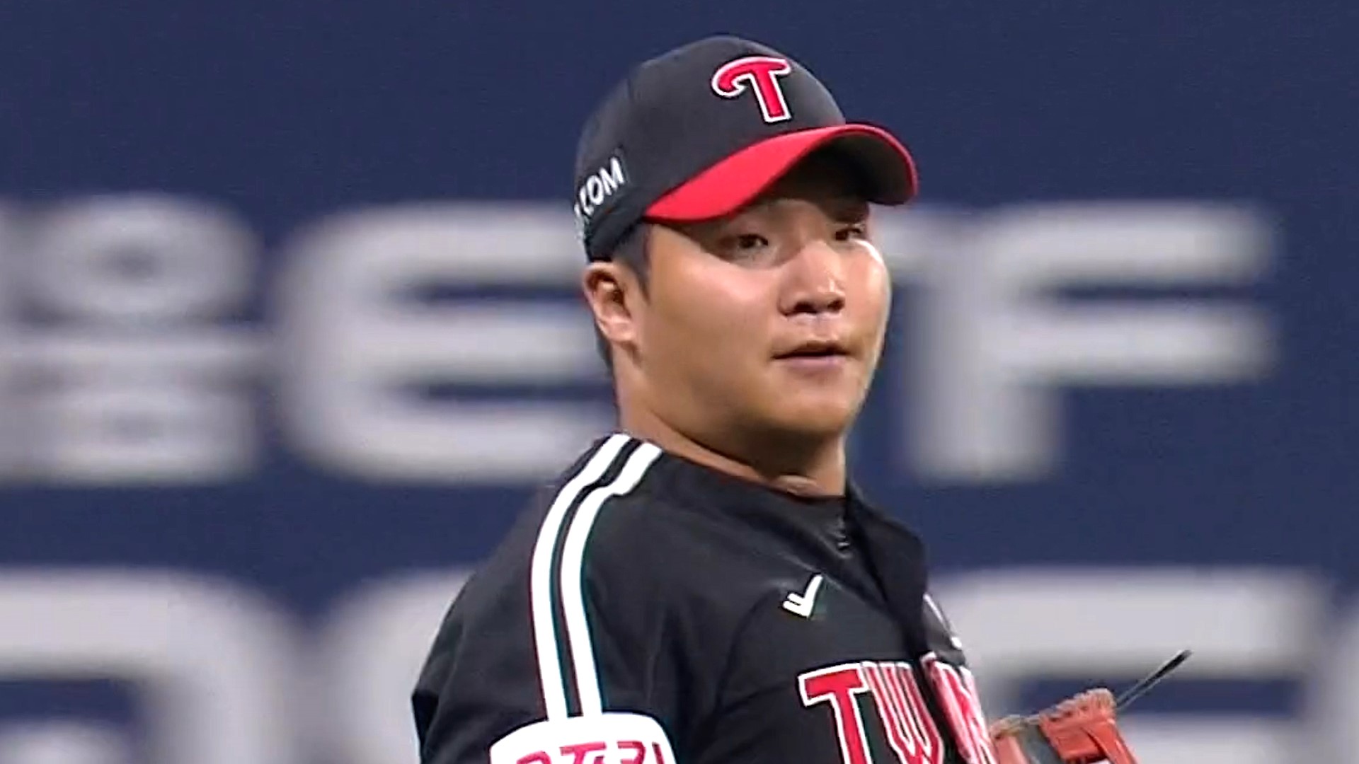 [LG] 2024/7/4 "부드러운 핸들링" 3루수 문보경의 호수비 | TVING