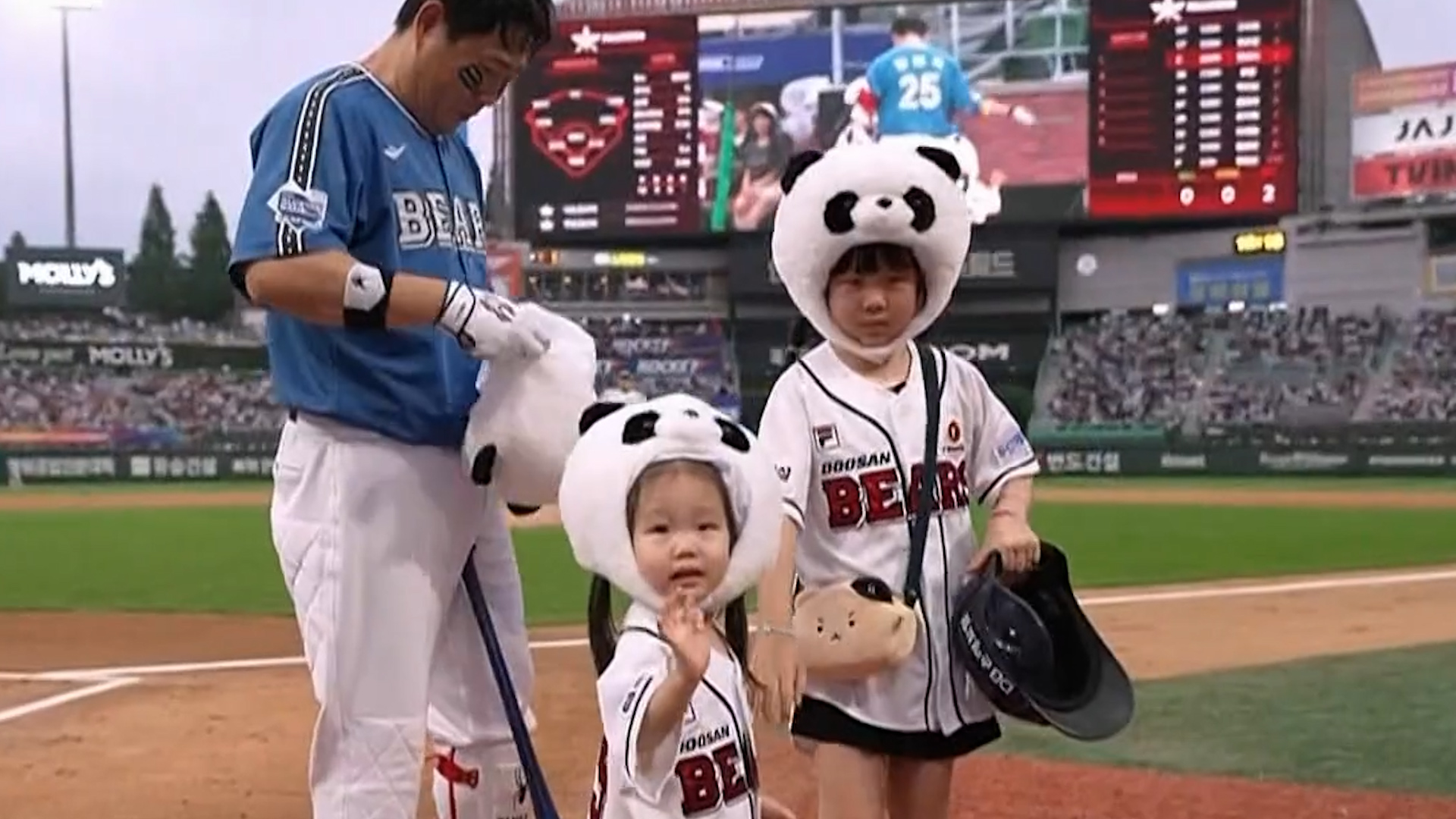 2024/07/06 [KBO 올스타전] (드림) 딸들과 함께 나타난 양바오 양의지 | TVING