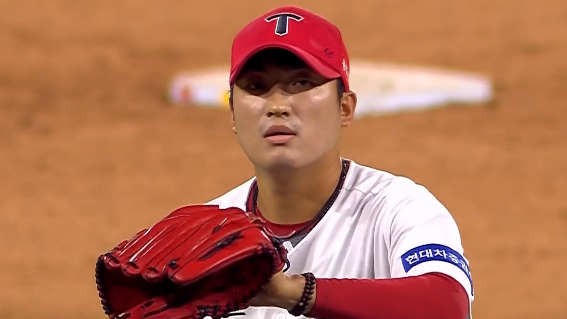 [KIA] 2024/7/14 9회 초 등판해 삼진 잡아내며 경기 마무리하는 김도현 | TVING