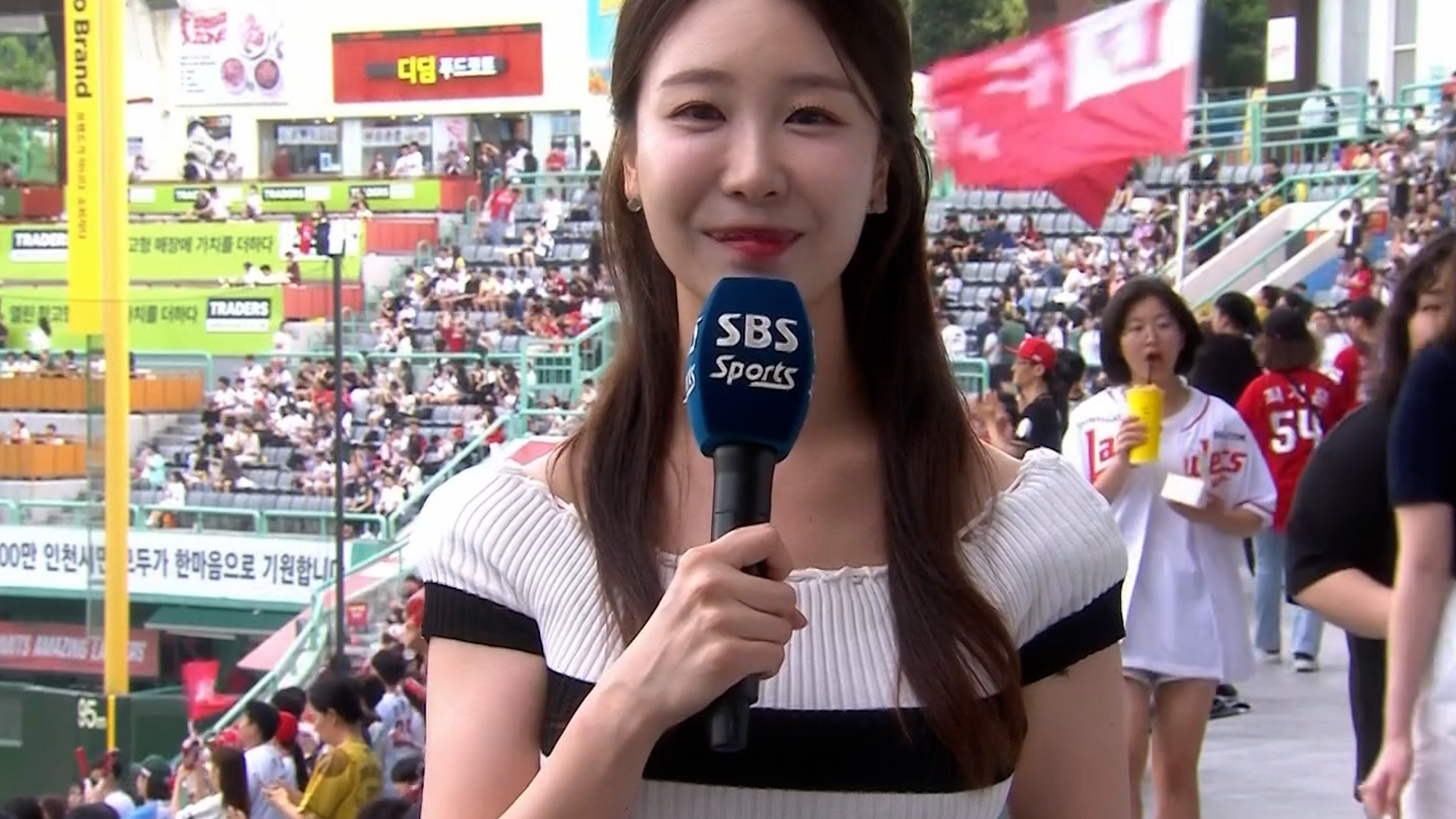 [SSG] 2024/7/19 이지현 아나운서의 경기 전 현장 리포팅 | TVING