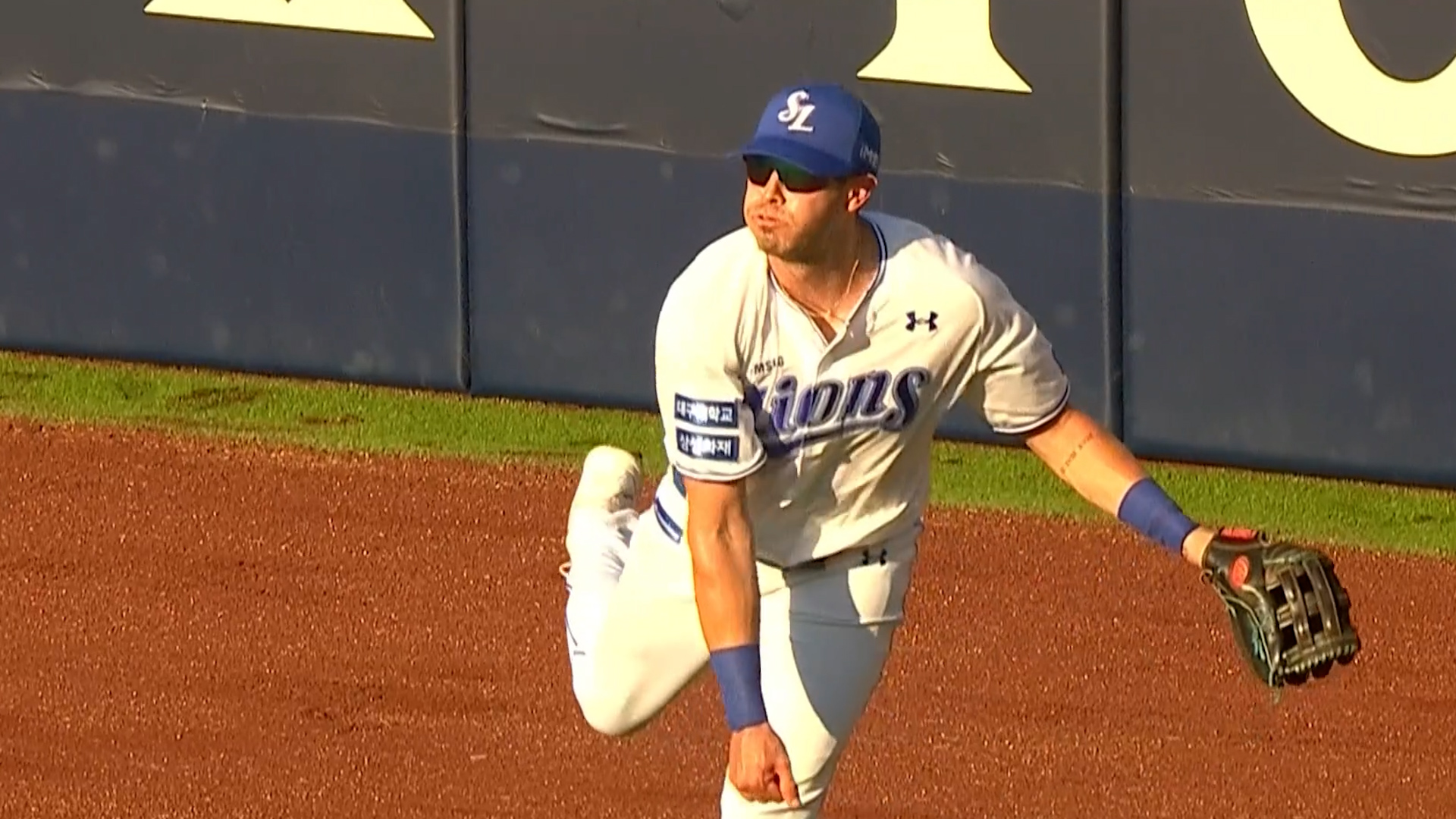 [삼성] 2024/7/21 '강한 어깨' 담장 맞는 타구를 단타로 막는 카데나스 | TVING