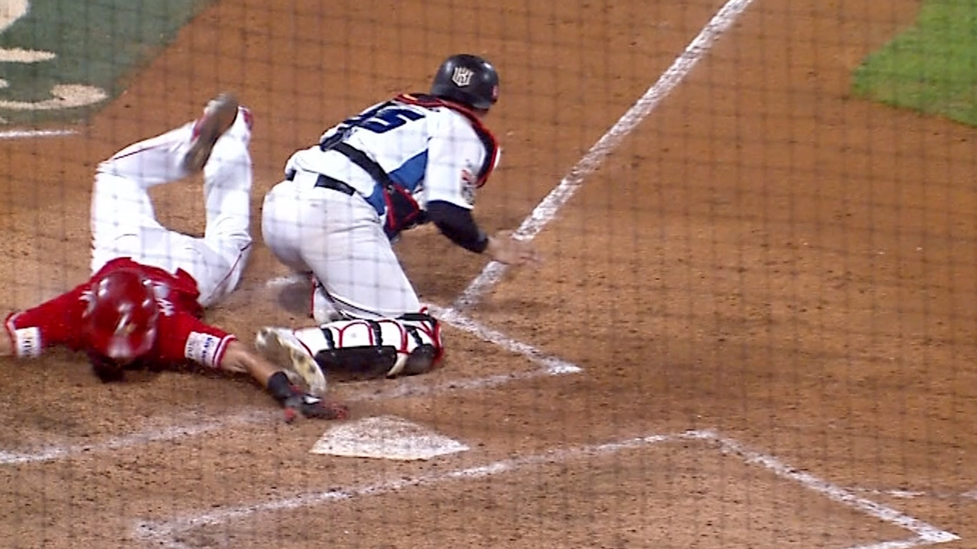 [SSG] 2024/7/24 '과감한 홈 쇄도' 태그를 피한 최지훈의 멋진 슬라이딩 | TVING