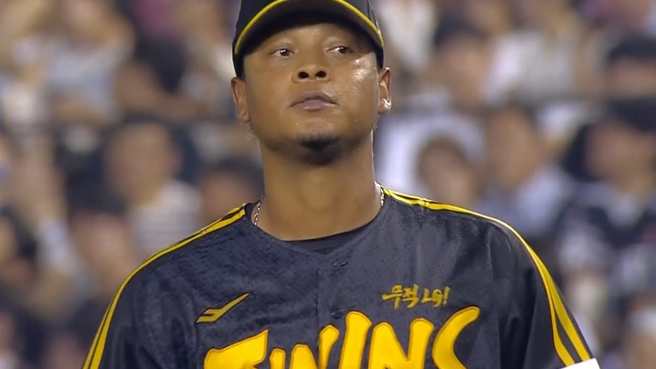 [LG] 2024/8/8 '뉴 에이스' 에르난데스의 세 번째 삼자범퇴! | TVING