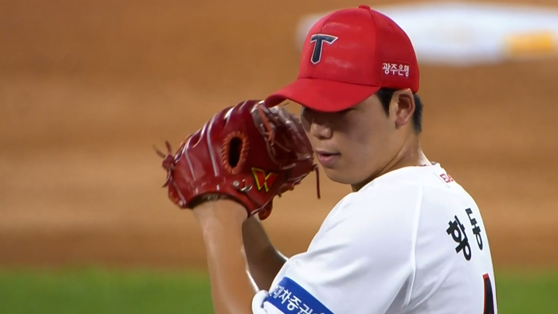 [KIA] 8/8 '6이닝 무실점 9K' 9개의 공으로 QS 완성하는 황동하 | TVING