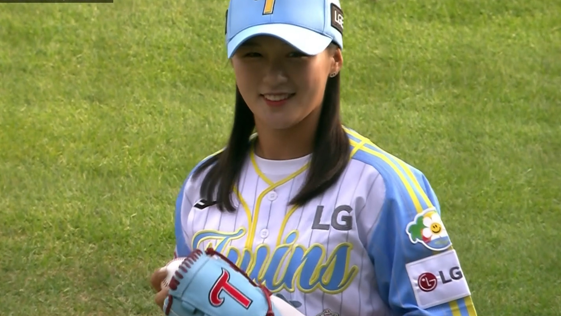 [LG] 2024/8/10 시구 - 프로골퍼 박현경 | TVING