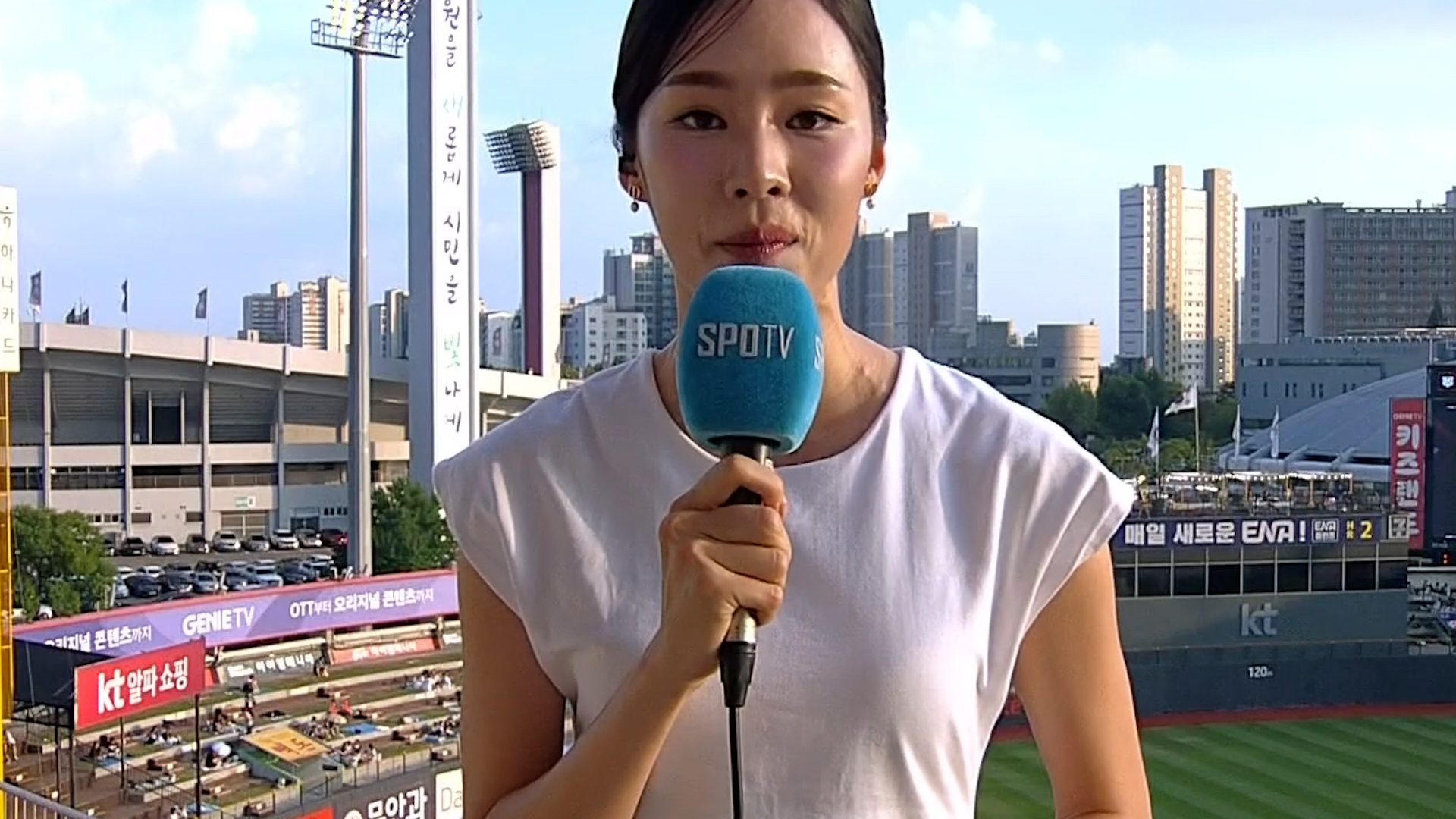 [KT] 2024/8/16 노윤주 리포터의 경기 전 현장 리포팅 | TVING