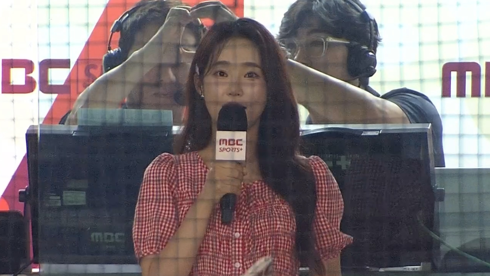 [한화] 2024/8/20 김희연 리포터의 경기 중간 현장 리포팅 | TVING