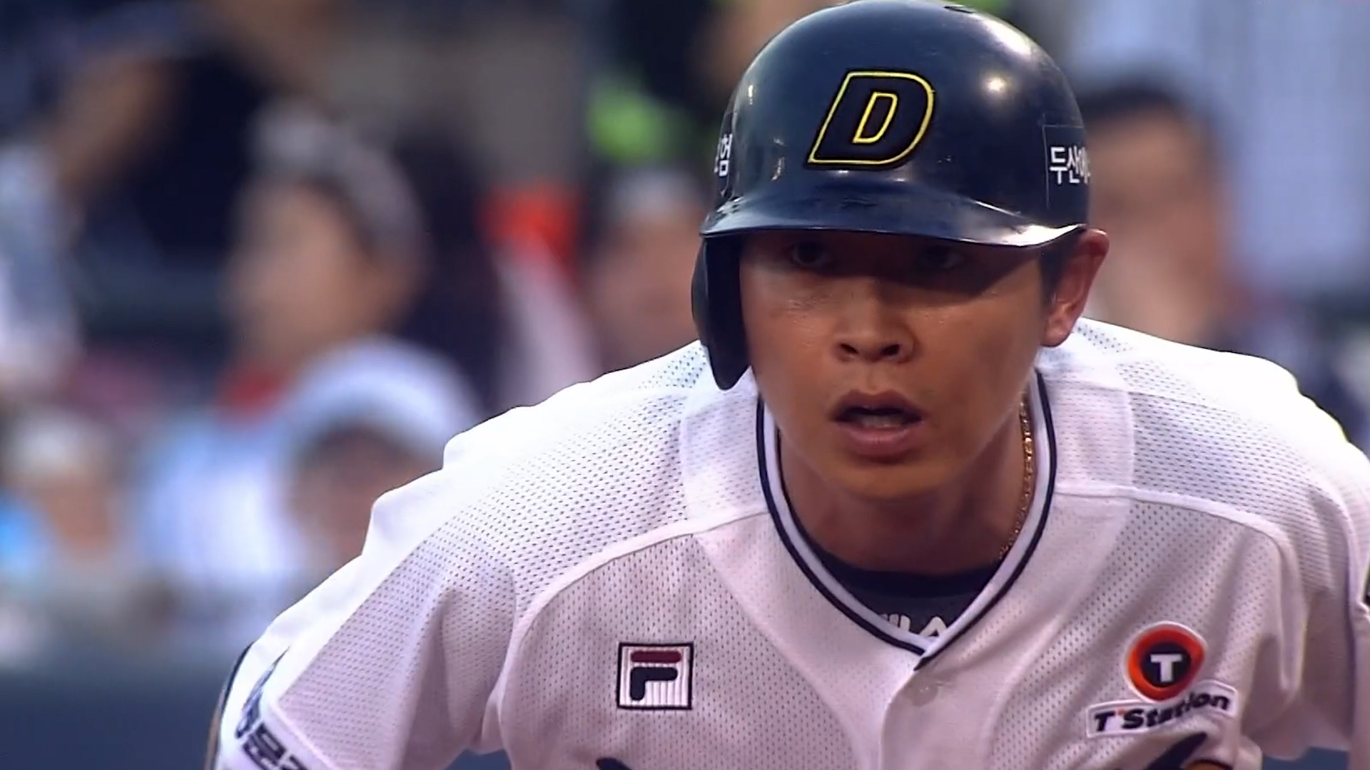 [두산] 2024/8/24 잔디와 라인 사이에 멈춘 정수빈의 기술적인 기습 번트 | TVING