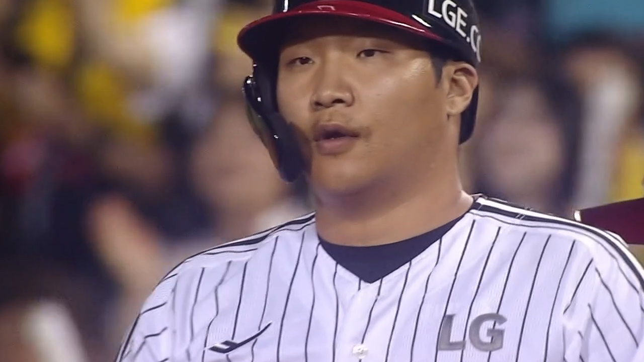 [LG] 2024/8/27 '초구 공략' 연속 득점을 만드는 문보경의 적시타 | TVING