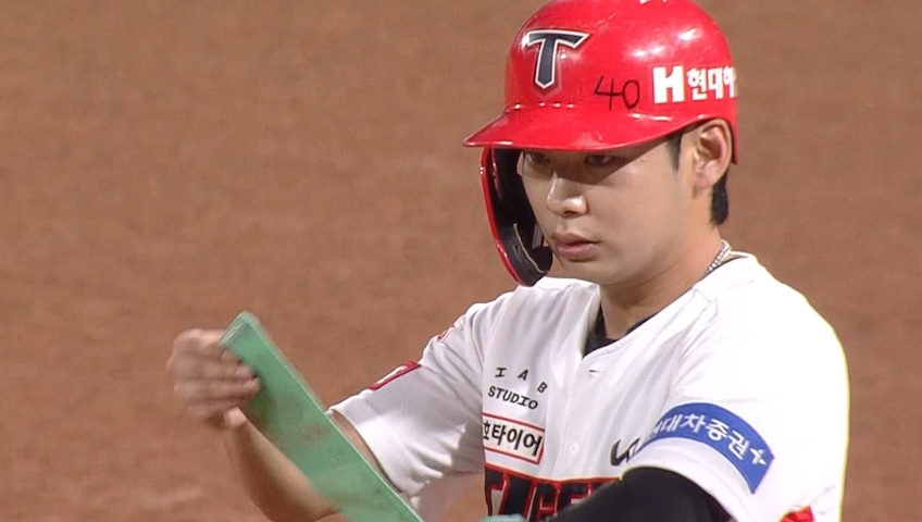 [KIA] 9/6 주자 2명을 불러들이는 박정우의 2타점 적시타 | TVING