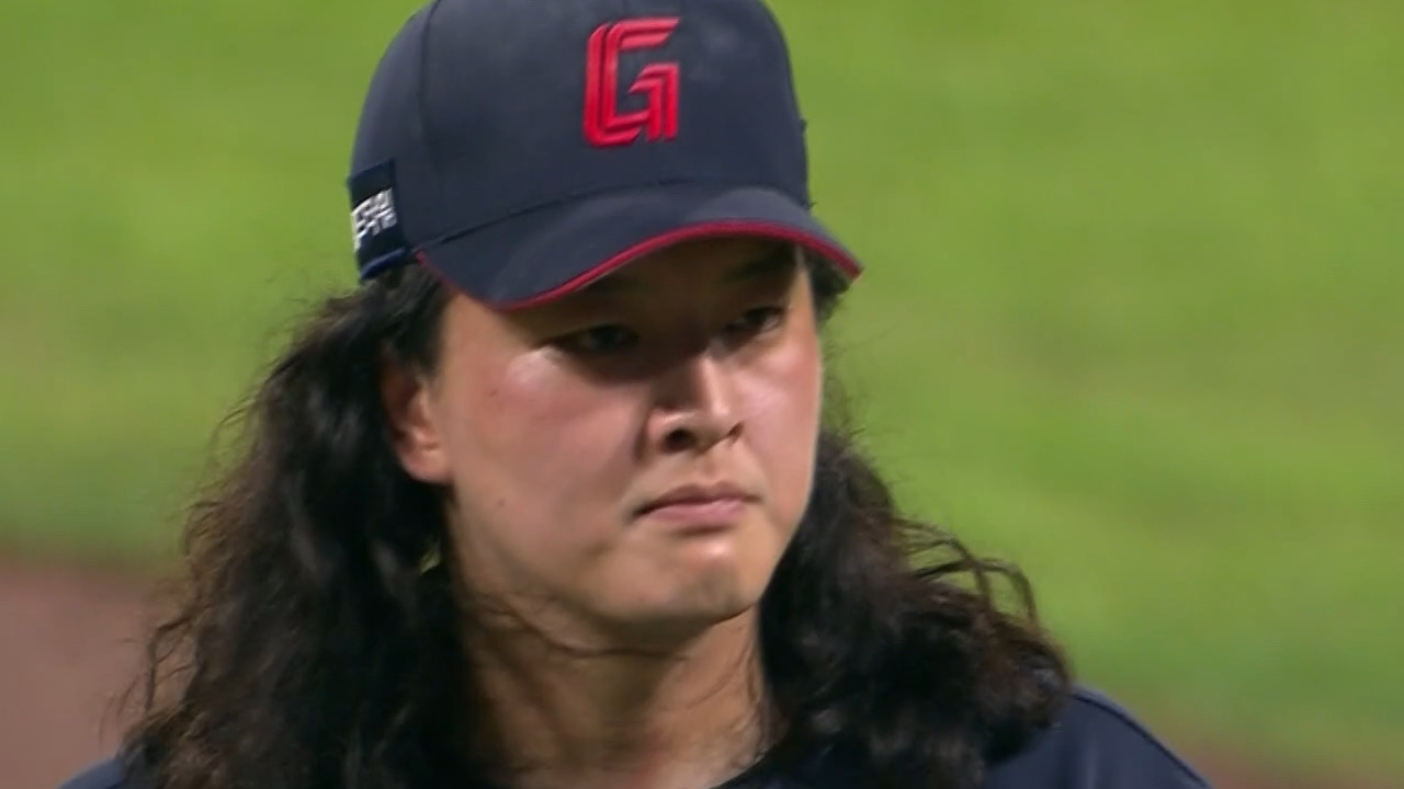 [롯데] 2024/9/25 리드를 지켜내며 승리를 가져오는 김원중 | TVING