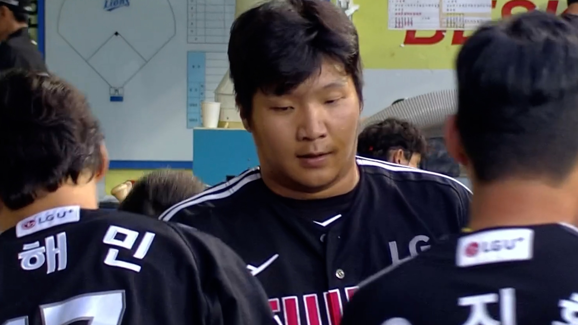 [LG] 2024/9/28 '연타석 홈런' 두 번째 타석만에 4타점을 만드는 문보경의 솔로포 | TVING