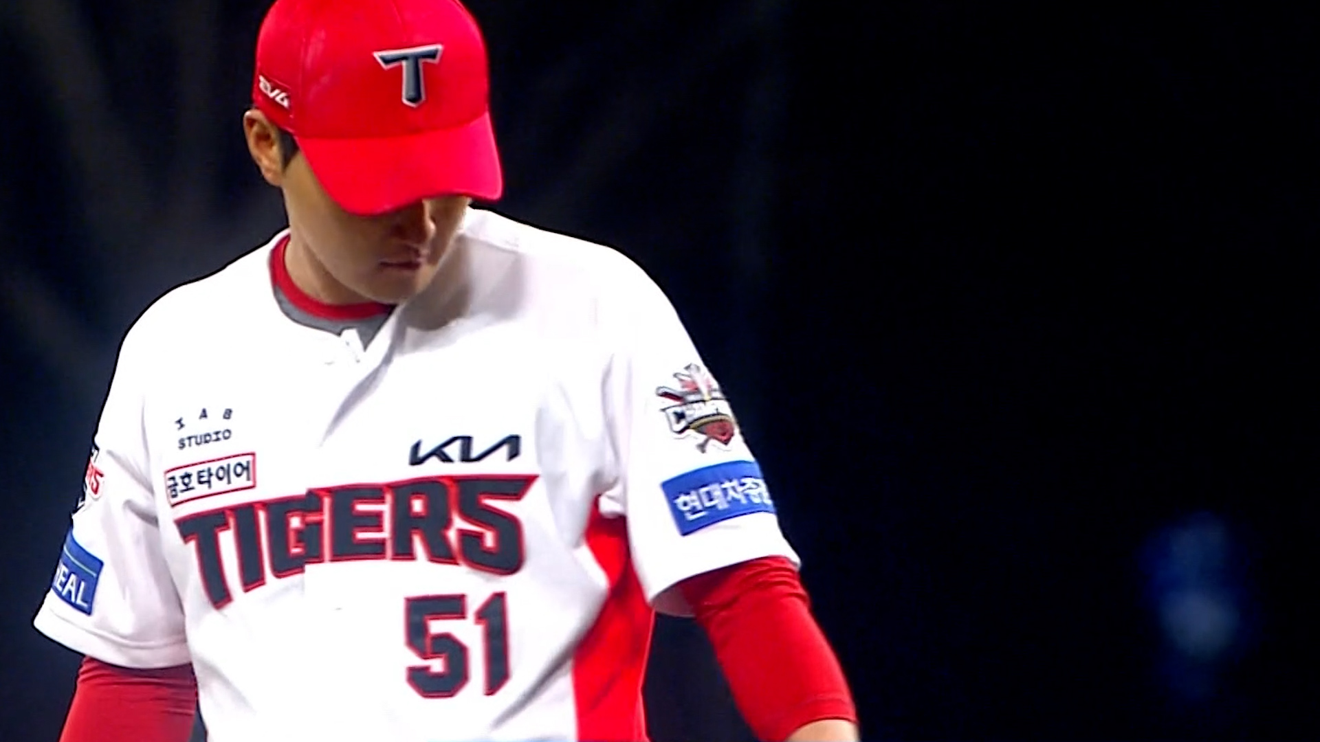 [KIA] 2025/3/27 무사 만루 위기에 구원 등판한 전상현 | TVING