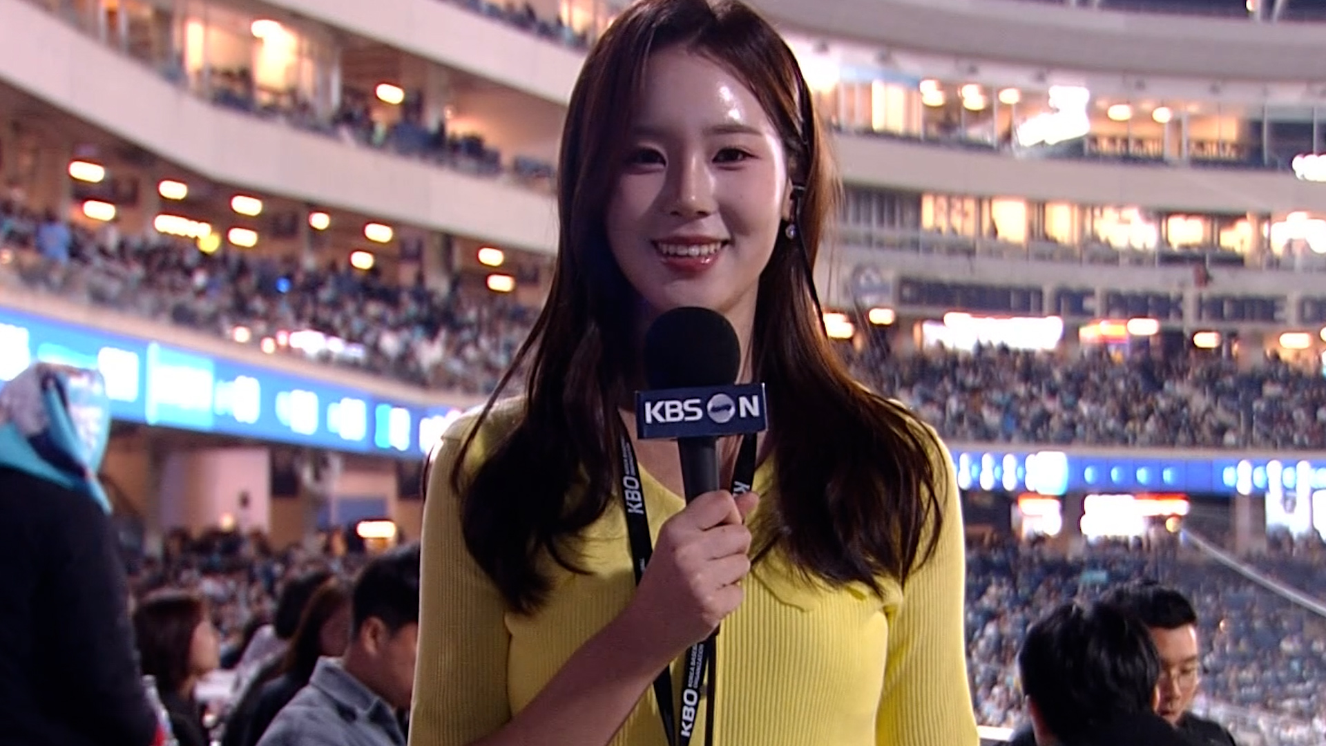 [NC] 2025/3/28 전세연 아나운서의 경기 중간 현장 리포팅 | TVING