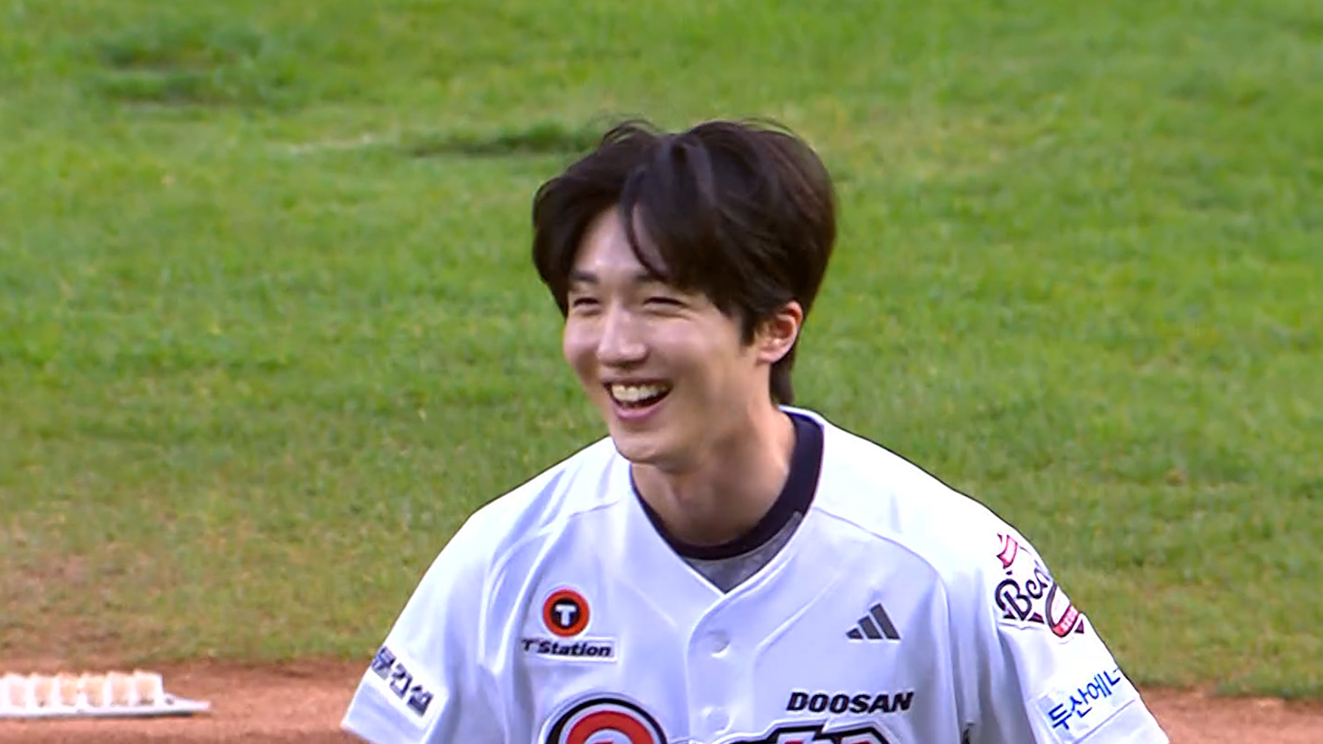 [두산] 2025/4/18 시구 - SF9 찬희 | TVING