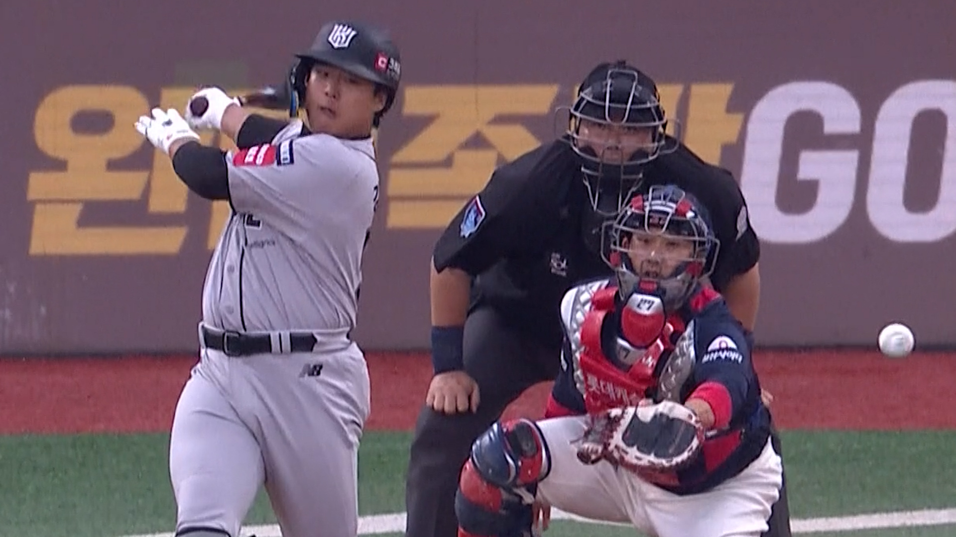 [KT] 2025/5/10 몸 쪽 빠른 공을 공략한 강백호의 역전 적시타! | TVING