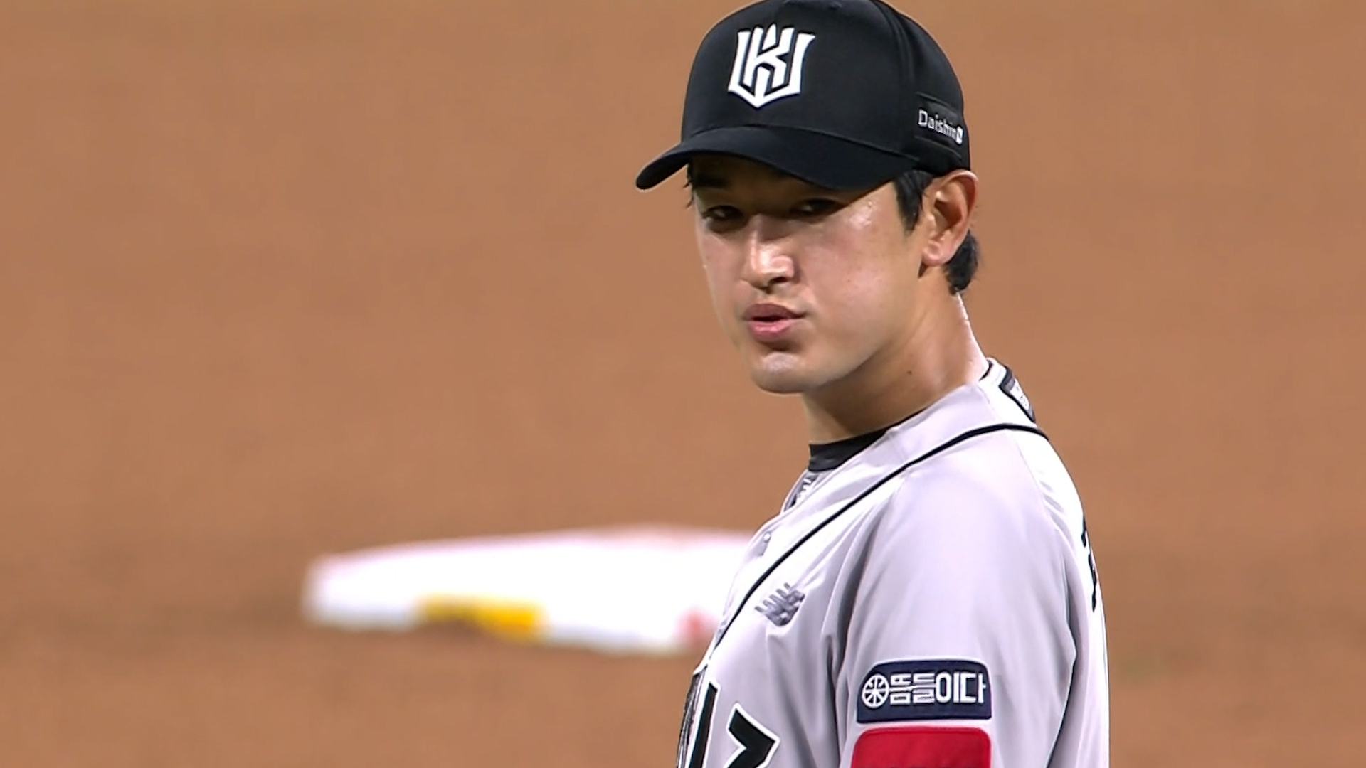 [KT] 2025/5/21 '6이닝 1실점' QS 요건 달성하는 고영표 | TVING