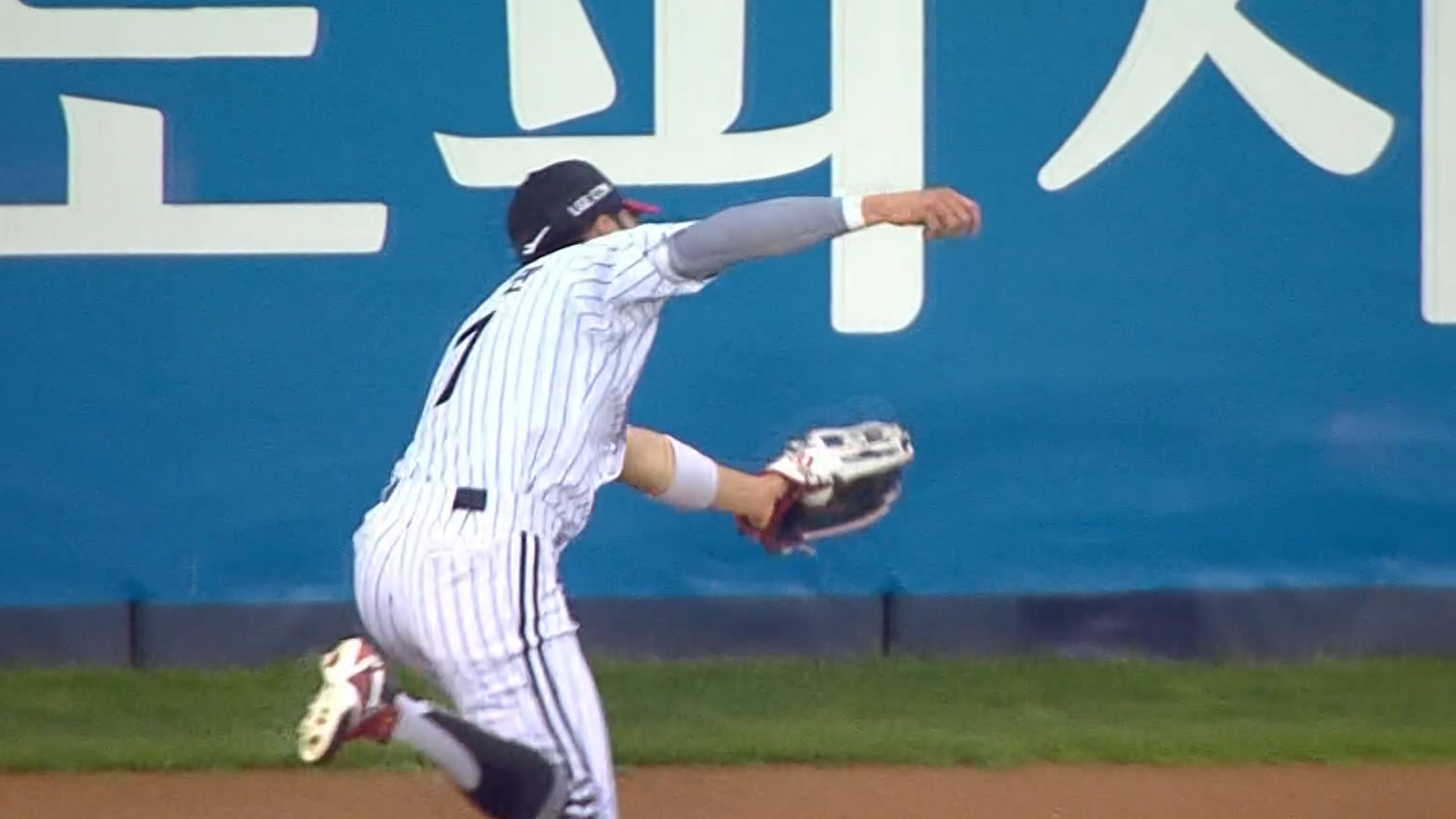 [LG] 2025/5/29 "잡았다고요?" 해설진의 감탄을 부르는 박해민의 호수비! | TVING