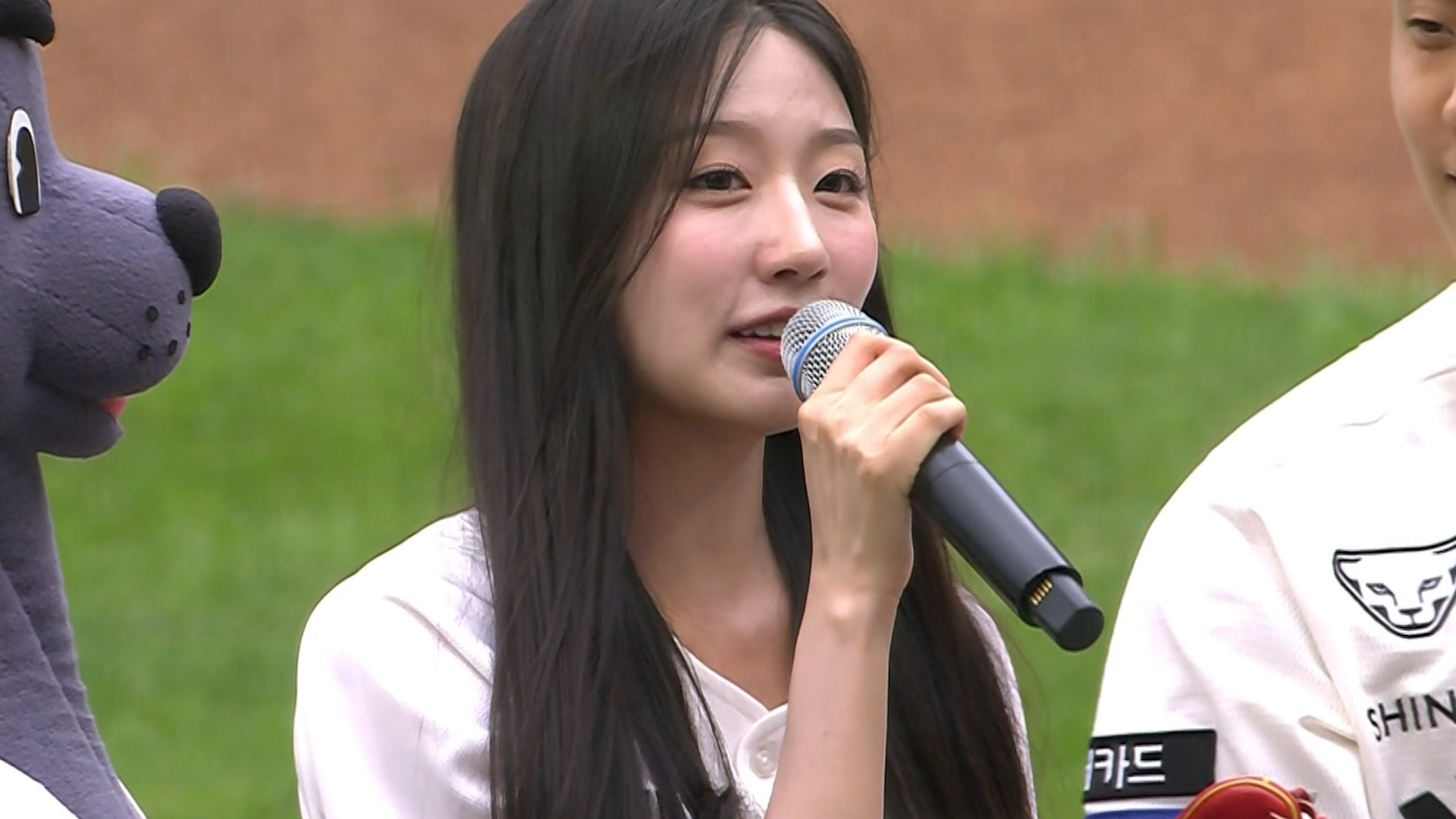 [SSG] 2025/6/15 시구 - 그룹 '러블리즈' 정예인 | TVING