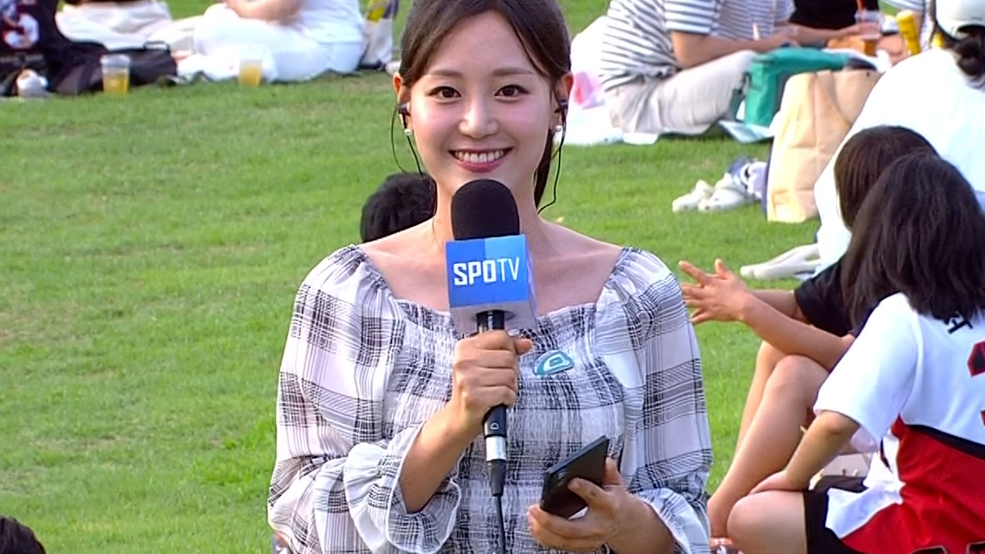 [KIA] 2025/6/19 김혜빈 리포터의 경기 전 현장 리포팅 | TVING