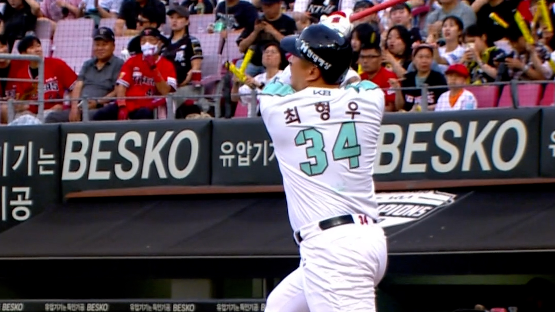 [KIA] 2025/6/19 '기선제압' 최형우의 선제 솔로포! | TVING