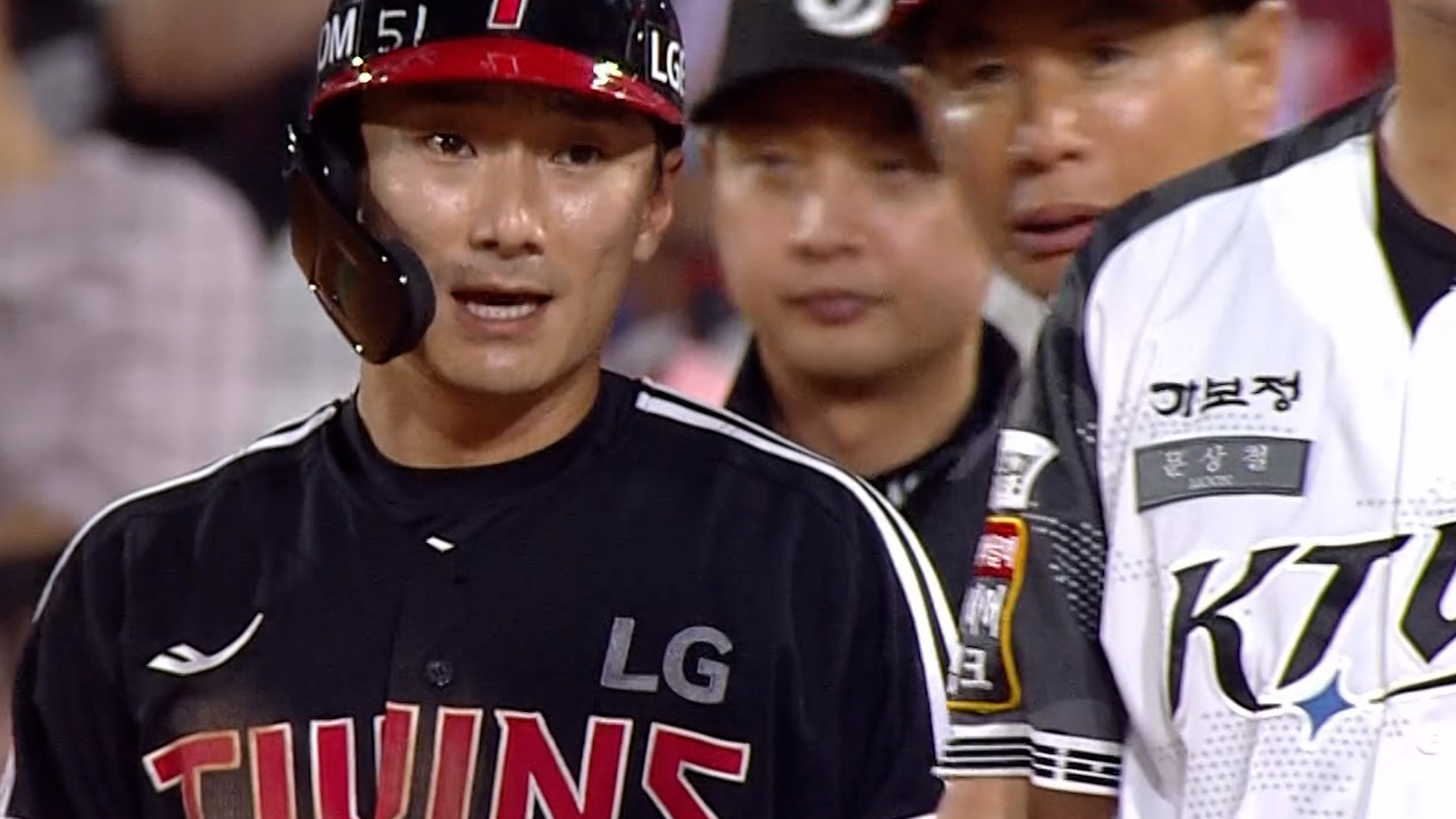 [LG] 2025/6/26 'LG의 해결사' 신민재의 적시타로 승부를 뒤집는 LG | TVING