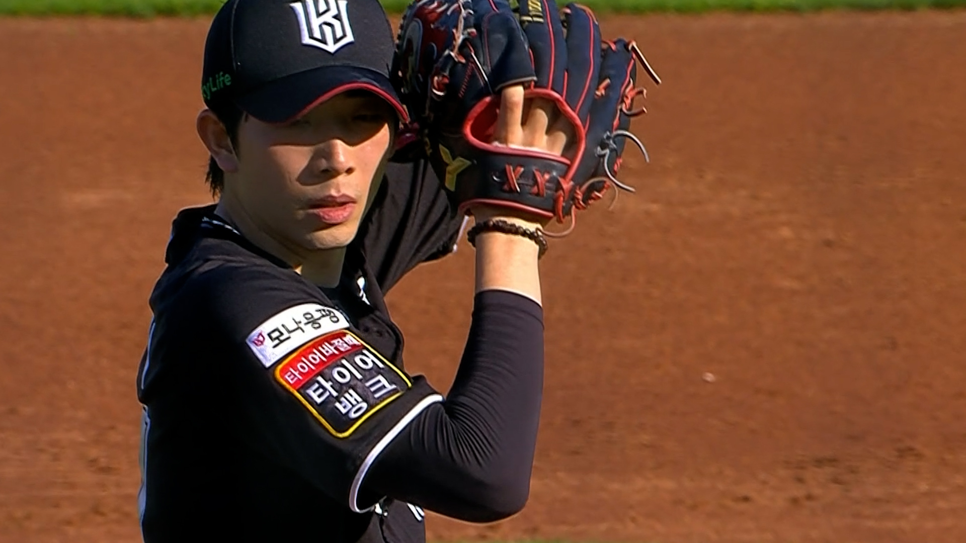 [KT] 2025/6/28 '연속 이닝 삼자범퇴' 위력적인 투구를 이어가는 오원석 | TVING