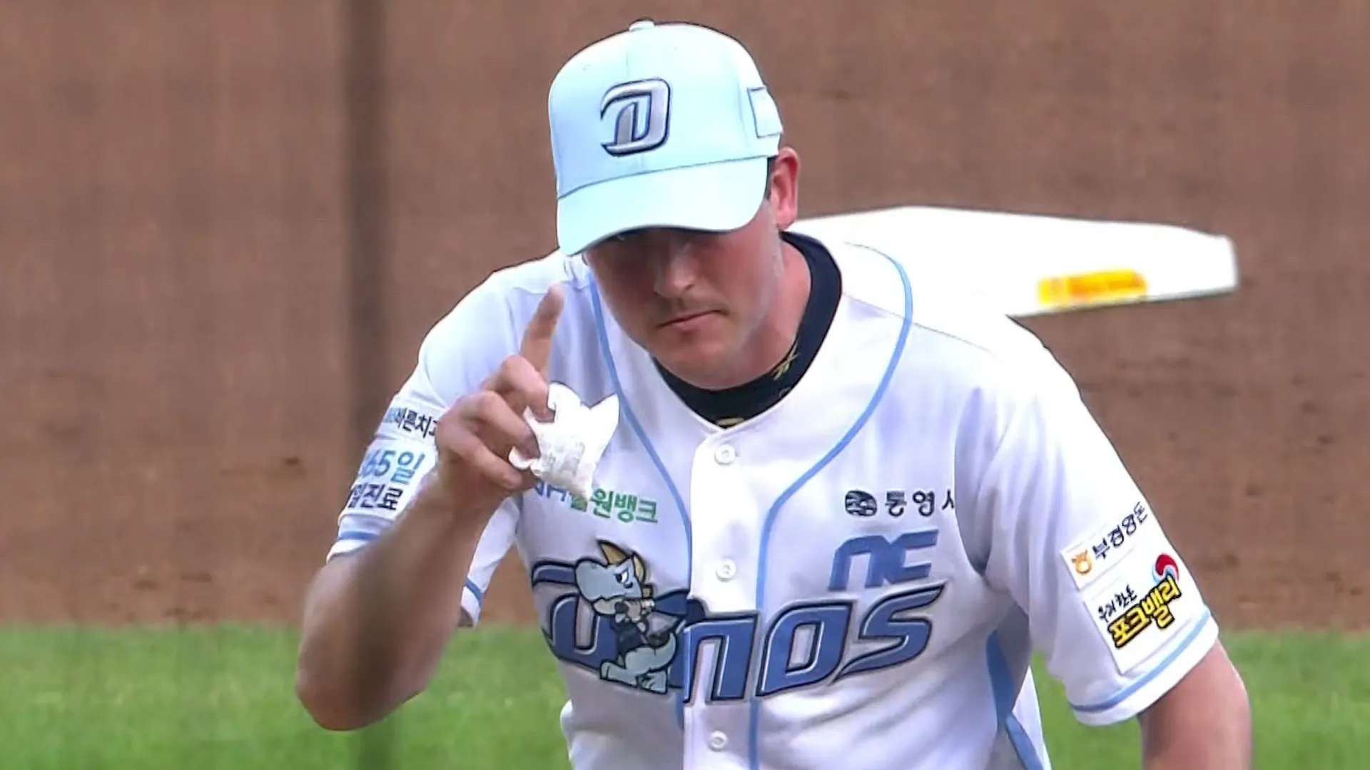 [NC] 2025/7/6 '폭포수 커브 & 154km 패스트볼' KKK로 경기를 시작하는 라일리! | TVING