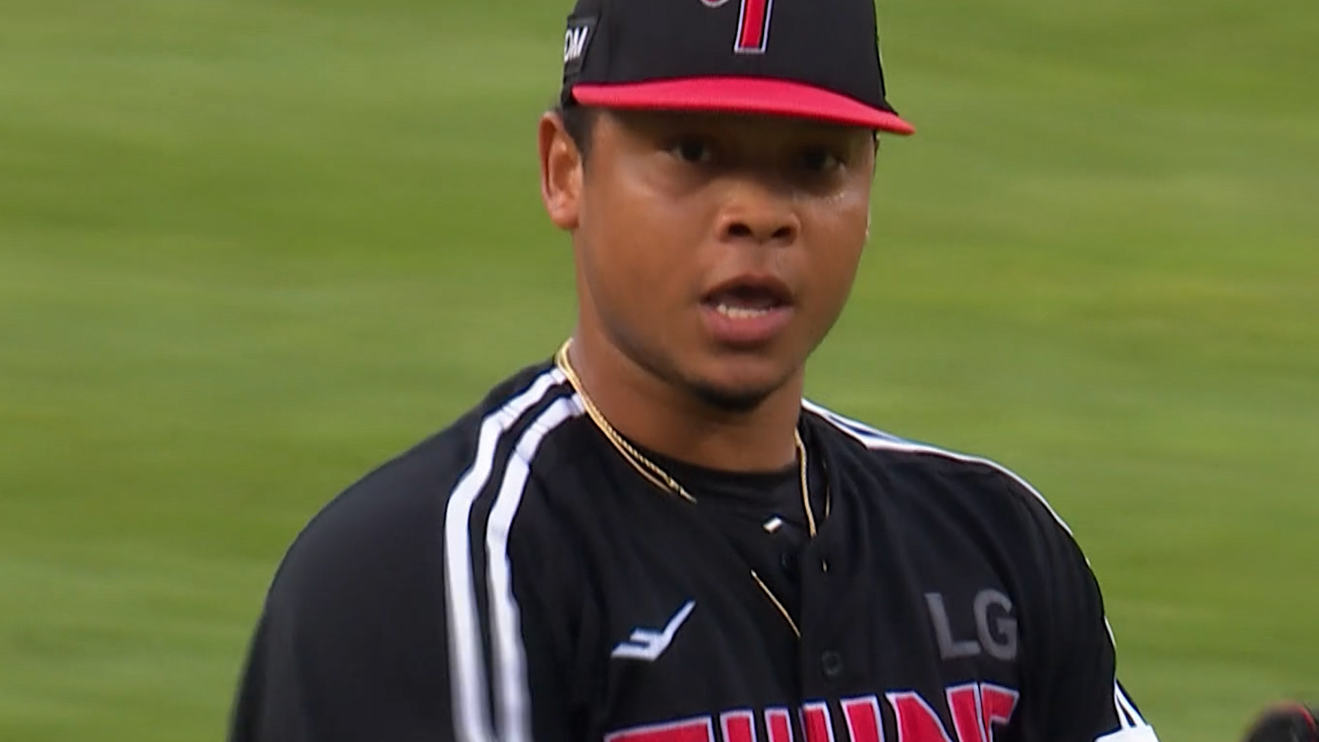 [LG] 2025/7/6 '무사 2루 위기' 실점 없이 넘어가는 에르난데스 | TVING