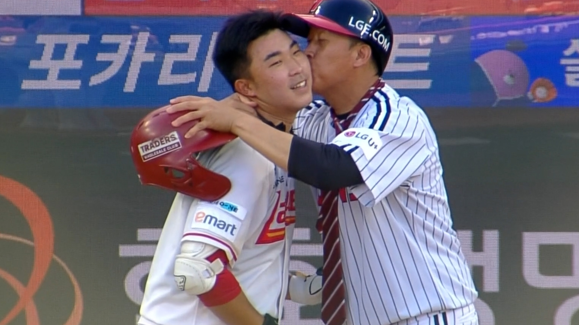 [올스타 프라이데이] 2025/7/11 (북부) '부자의 뽀뽀 퍼포먼스' SSG 랜더스 이승민 | TVING