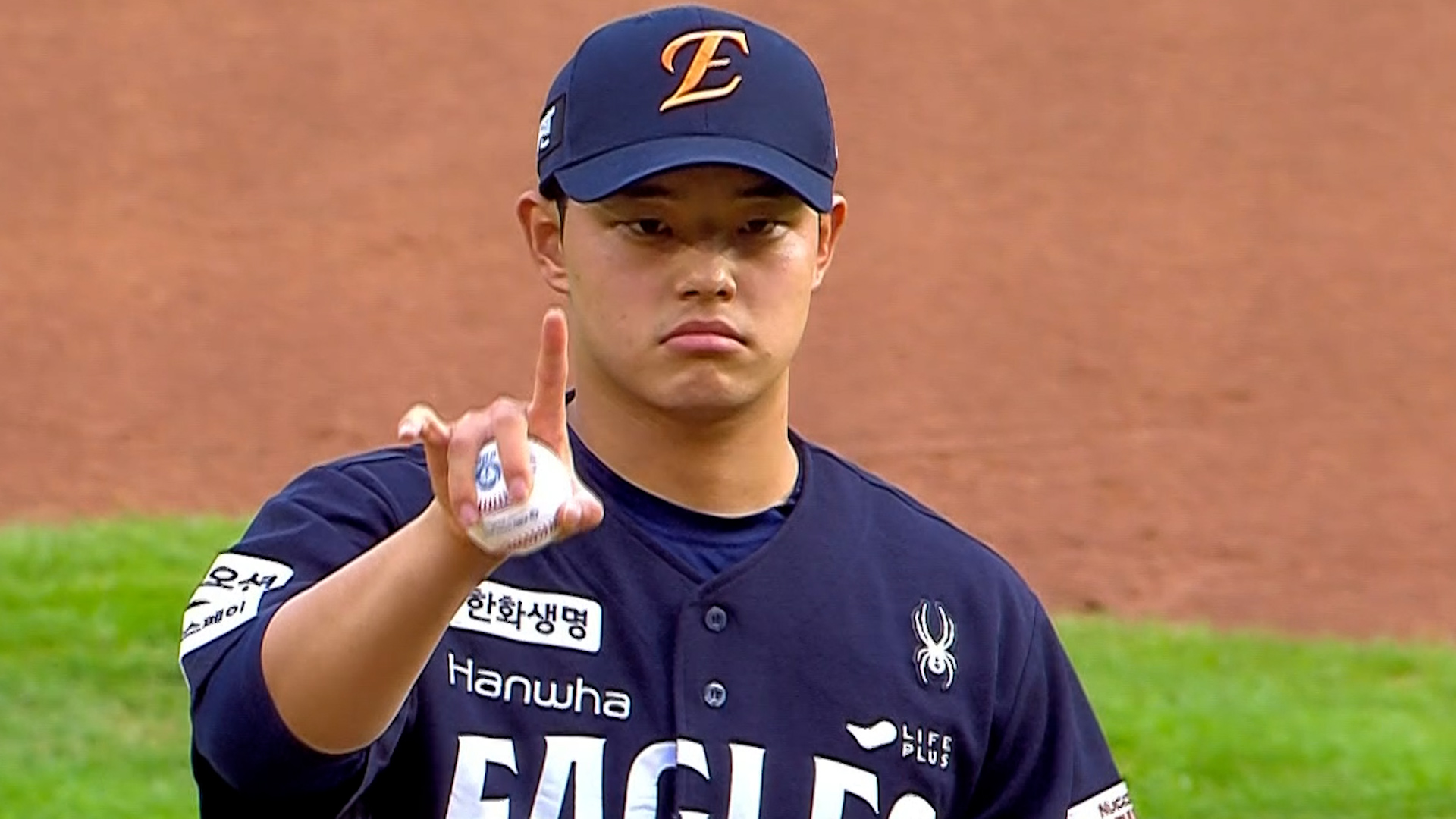 [한화] 2025/7/22 '157km 패스트볼' 삼자범퇴로 응수하는 문동주 | TVING