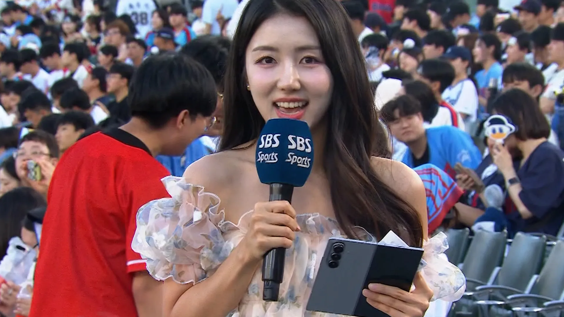 [롯데] 2025/7/29 전채현 아나운서의 경기 전 현장 리포팅 | TVING