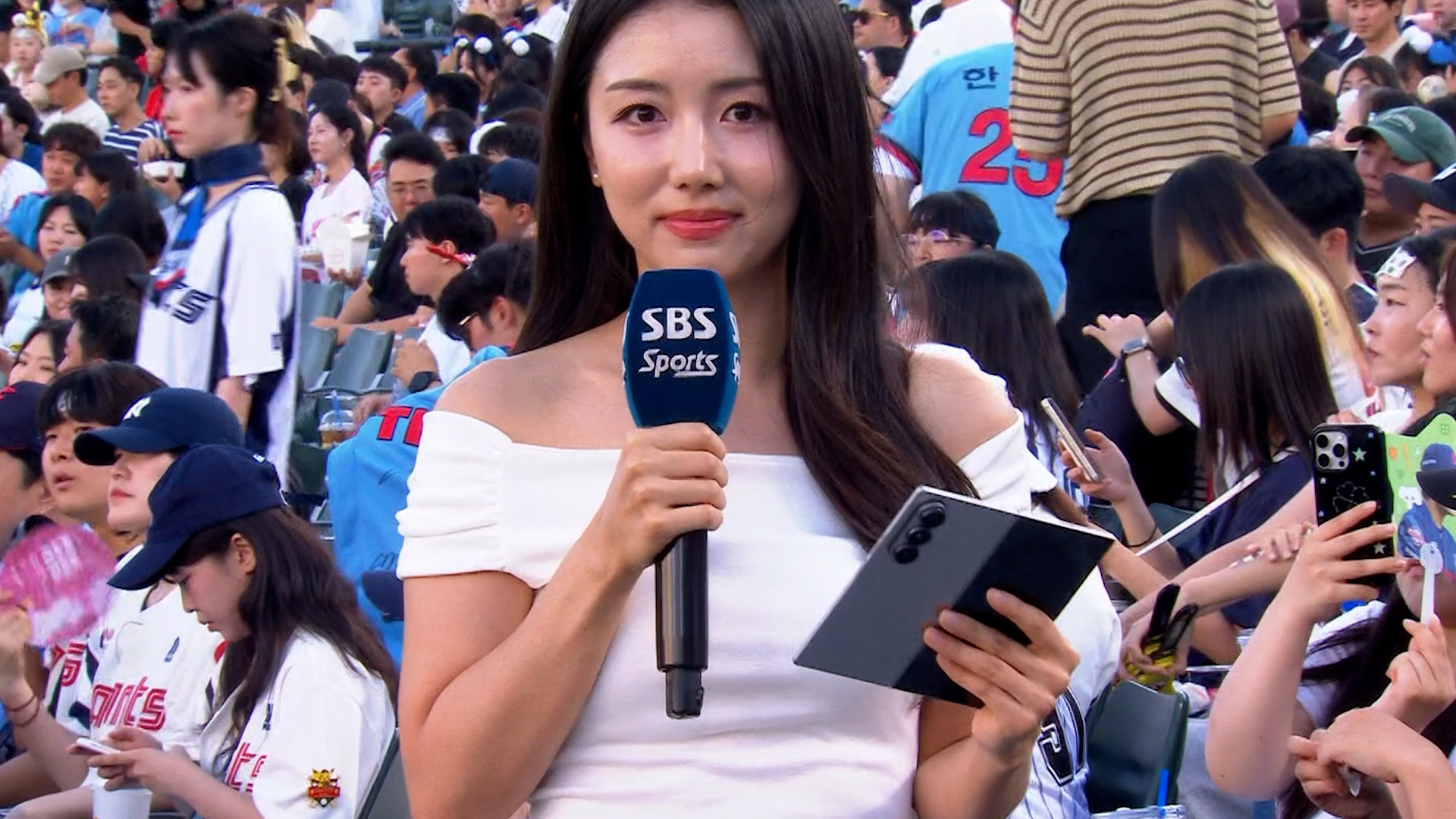 [롯데] 2025/7/31 전채현 아나운서의 경기 전 현장 리포팅 | TVING