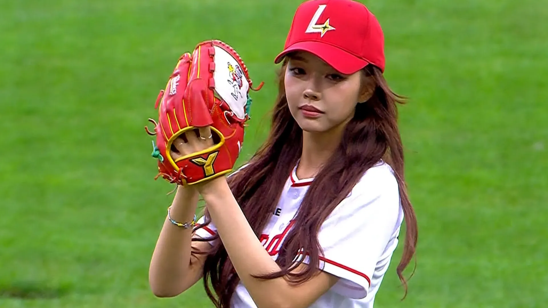 [SSG] 2025/8/5 시구 - 모델 김혜진 | TVING