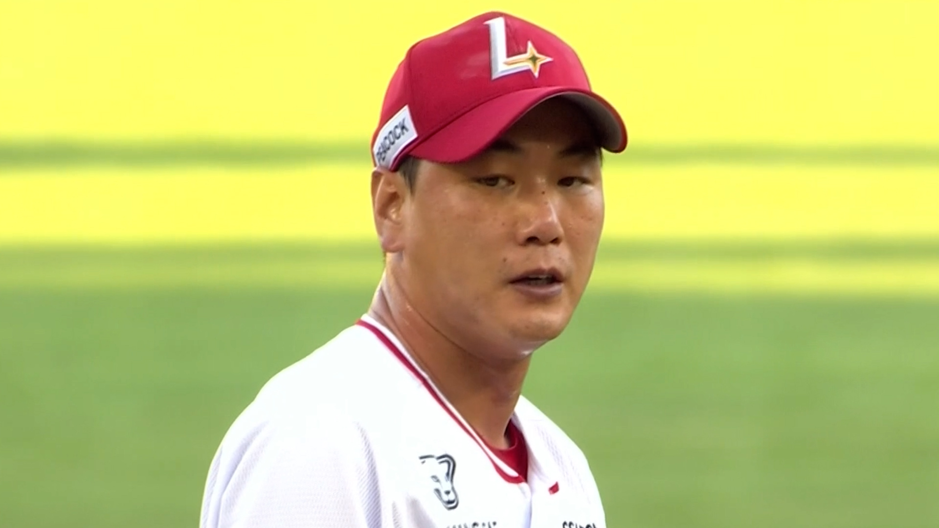 [SSG] 2025/8/7 '날카로운 슬라이더' 실점 없이 1회를 끝내는 김광현 | TVING