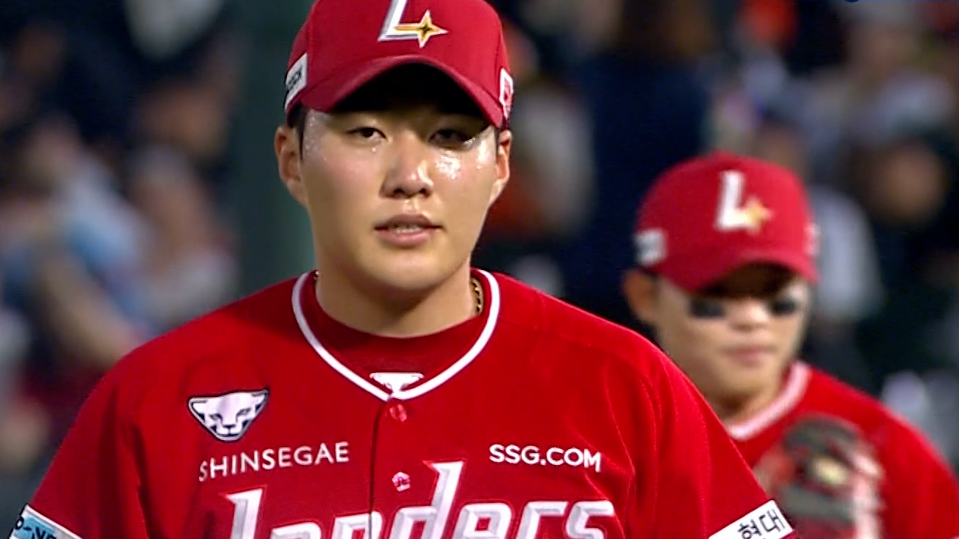 [SSG] 2025/8/8 '4회까지 2피안타 무실점' 호투를 이어가는 최민준 | TVING