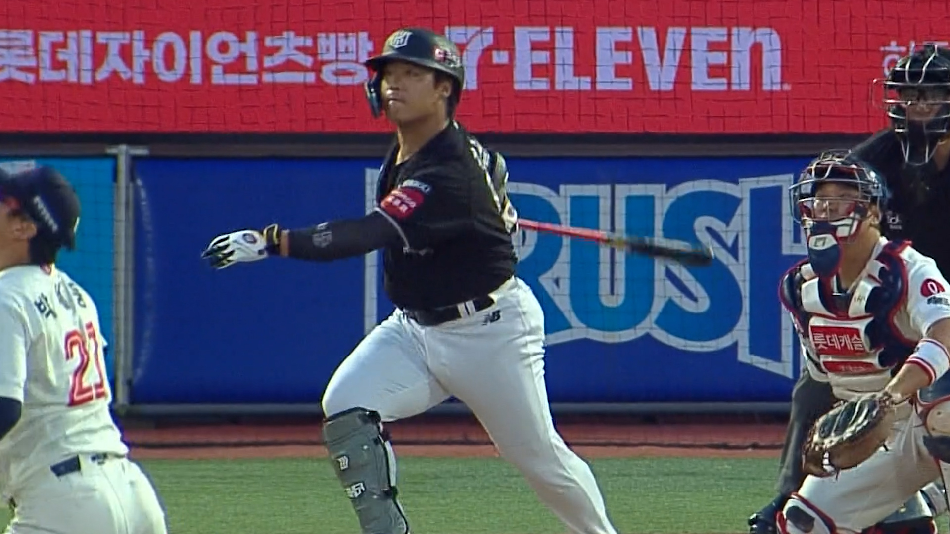 [KT] 2025/8/27 강백호의 선제 솔로포로 기선 제압에 성공하는 KT! | TVING